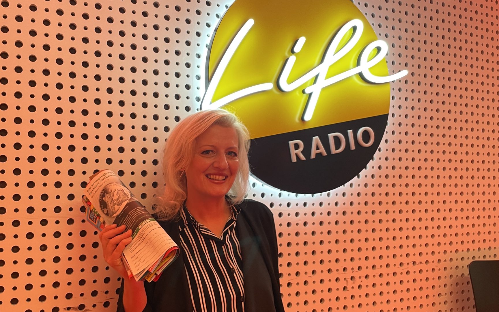erste-professionelle-prospektvorleserin-life-radio