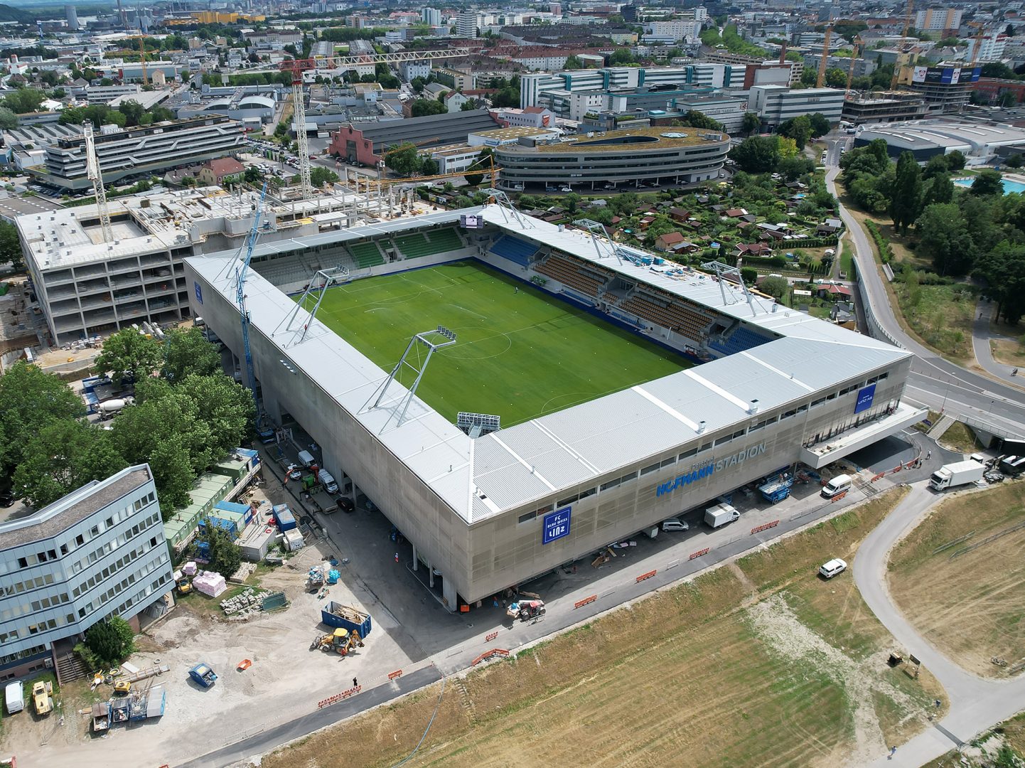 Blau-Weiß Linz eröffnet neues Donaupark-Stadion | Life Radio